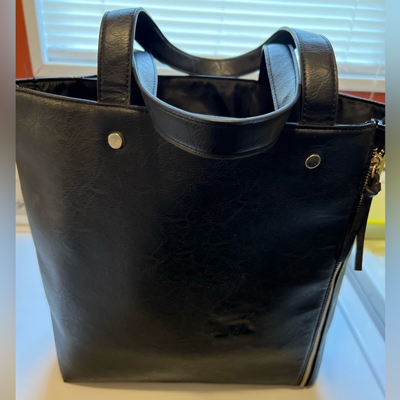 Neiman Marcus | Bags | Neiman Marcus Black Tote Bag With Side Zippers ...
